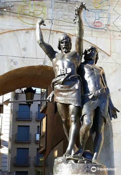 2024Estatua d'Indibil i Mandoni-旅游攻略-门票-地址-问答-游记点评，莱里达旅游旅游景点推荐-去哪儿攻略